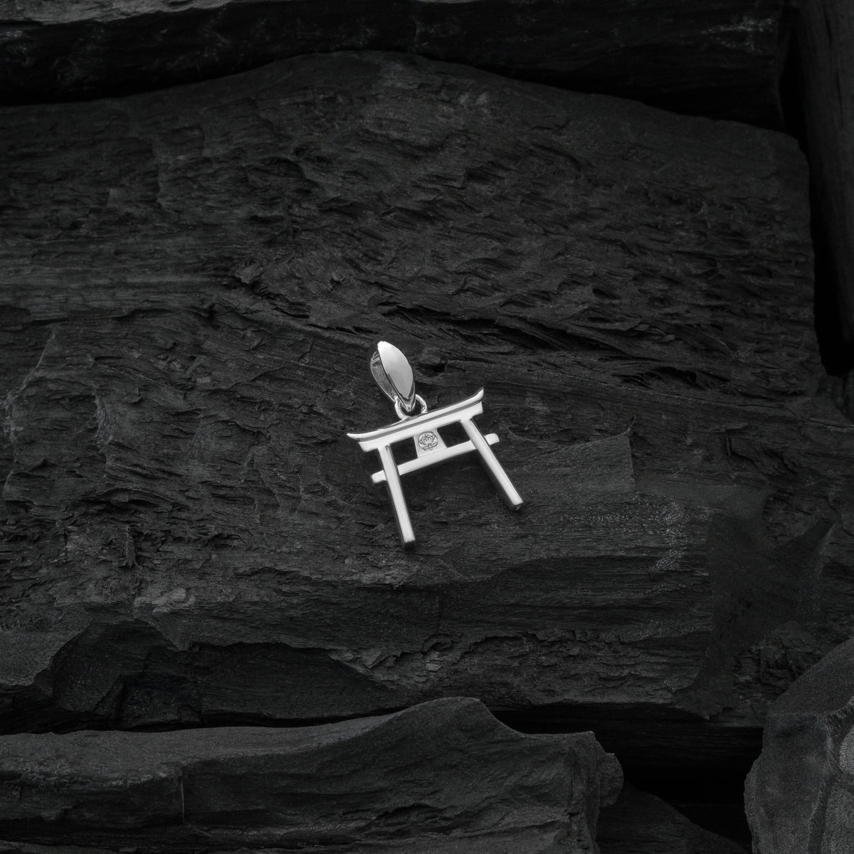 Silver Torii Gate Necklace – TachibanaCo